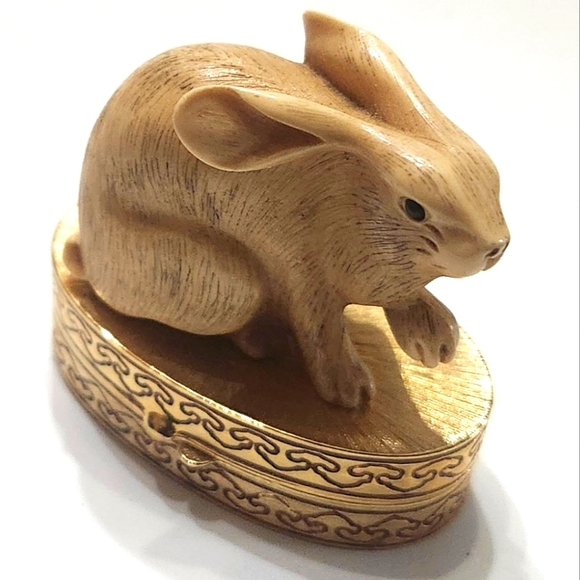 Estee Lauder | Accessories | Vtg 98s 90s Estee Lauder Imperial Rabbit ...